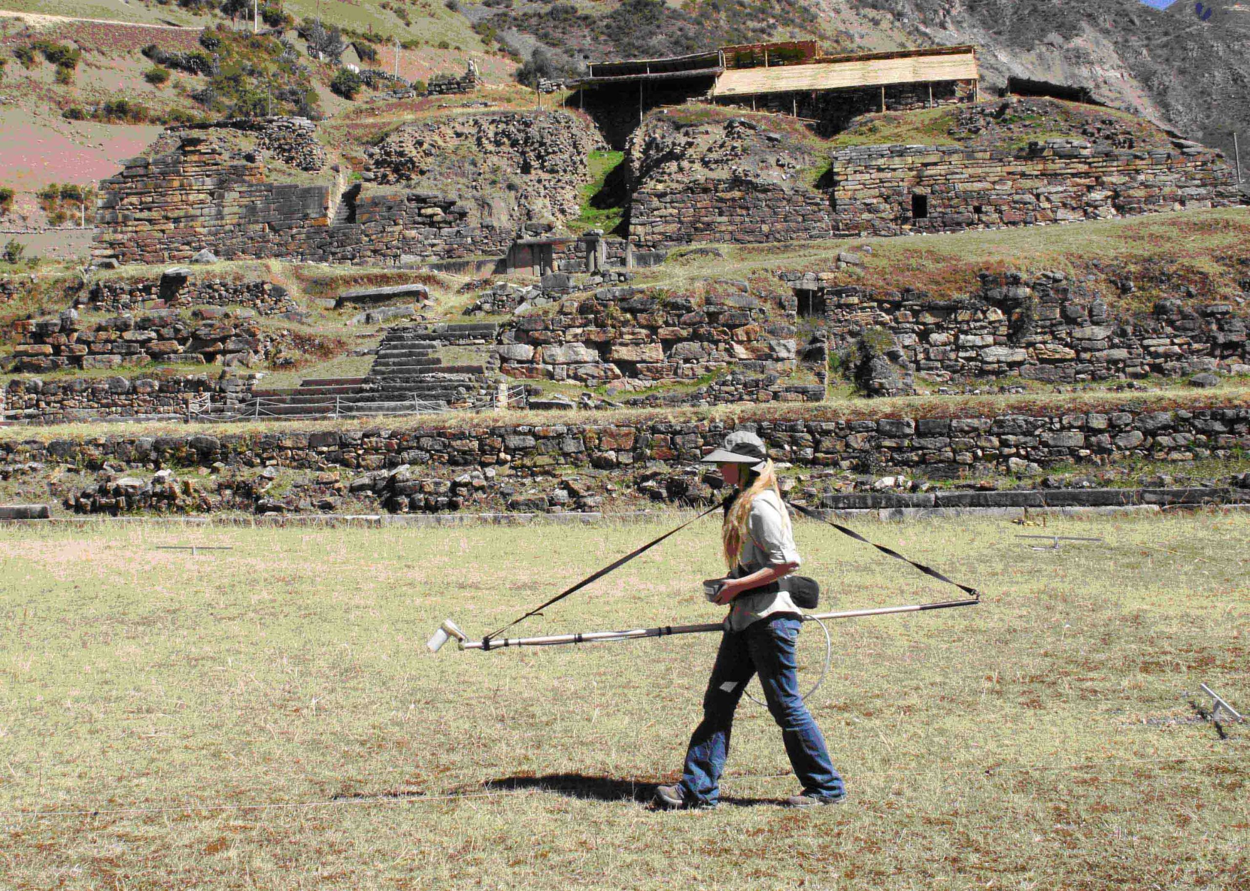 Mag Survey Peru - hydroGEOPHYSICS