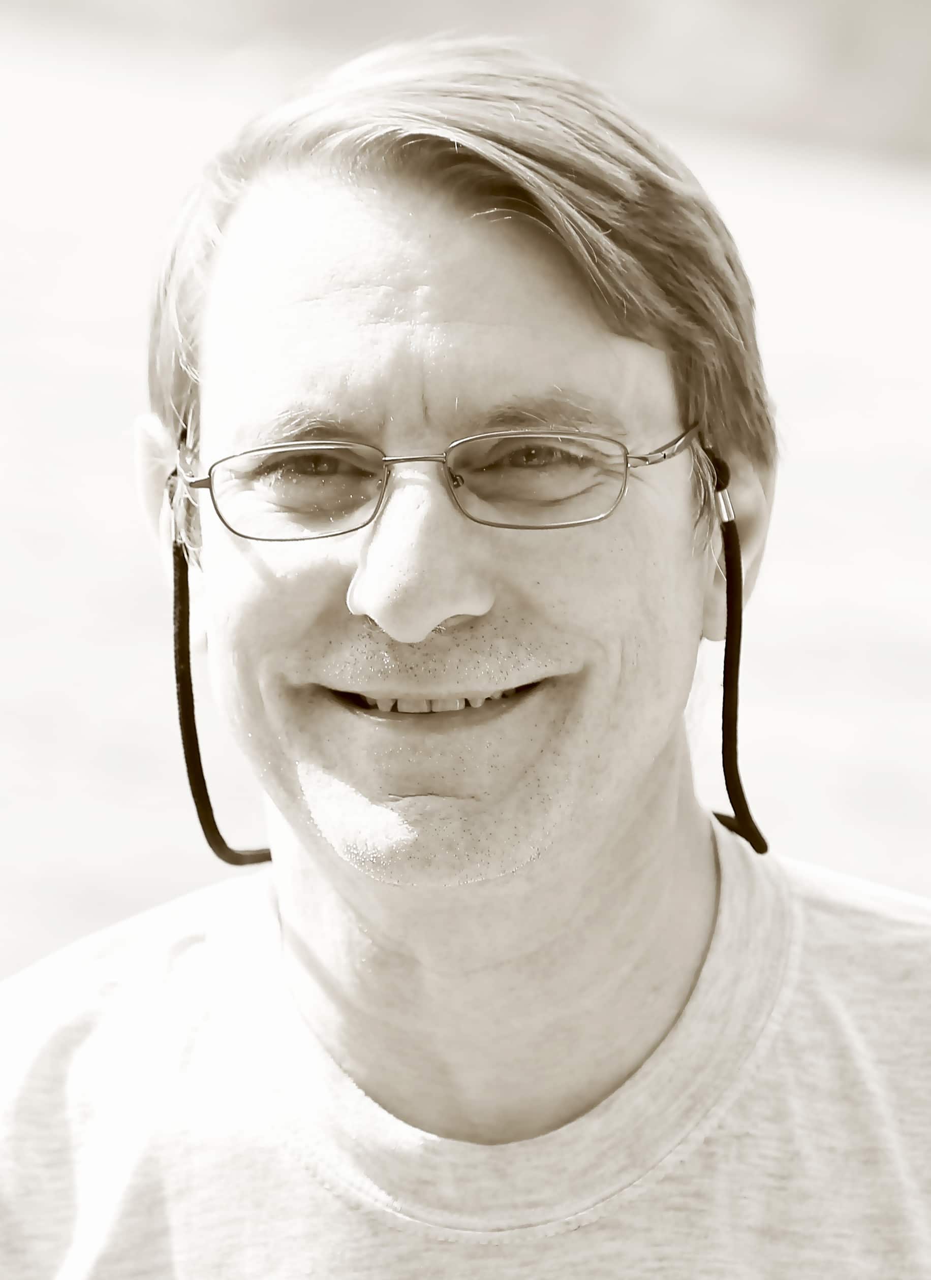 Allan Haas (HGI) 2015 - hydroGEOPHYSICS